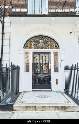 The UME health centre at 17 Harley Street, London, England Stock Photo ...