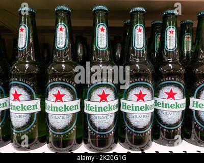 Heineken Silver beer bottles in a supermarket Stock Photo - Alamy