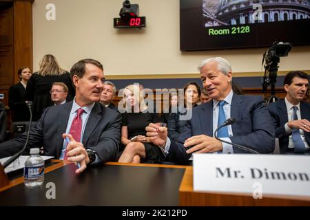 JPMorgan CEO Jamie Dimon, left, is interviewed by Maria Bartiromo on ...