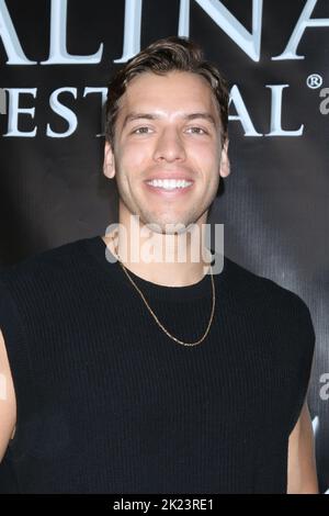 Long Beach, CA. 21st Sep, 2022. Alexis Stier, Austin Lewis, Megan Stier ...