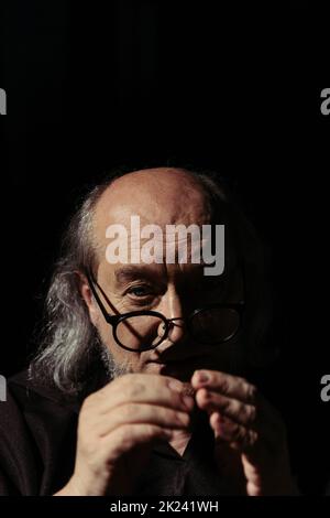 senior medieval philosopher in eyeglasses showing idea signs isolated ...