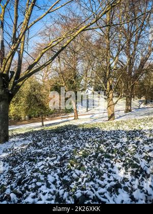 Buttes-Chaumont Park under the snow in winter, Paris Stock Photo - Alamy