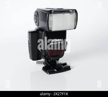 Nikon speedlight SB 800 on a stand Stock Photo - Alamy