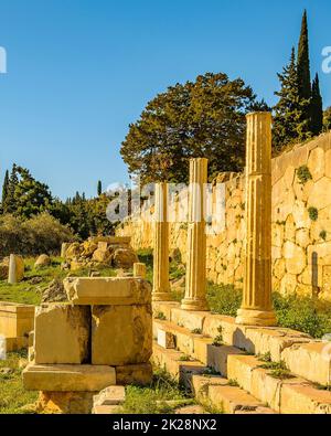 ancient world, Greece, religion, Oracle of Delphi, priest Pythia during ...