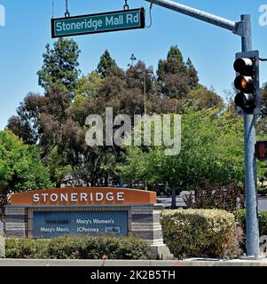 Stoneridge mall sign in Pleasanton, California Stock Photo - Alamy