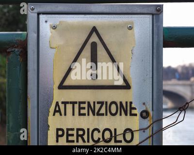 Attenzione pericolo (translation Warning Danger) yellow sign Stock ...