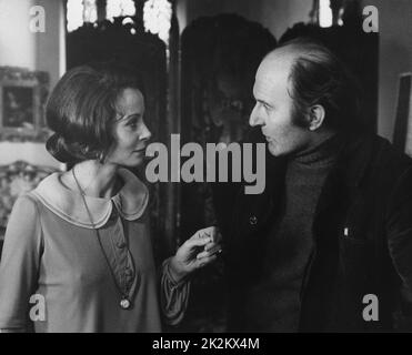 Sarah Miles, on-set of the Film "Those Magnificent Men in Their Flying ...