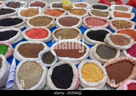 Unpackaged vegetable seeds, organic vegetable seeds, a large amount and ...