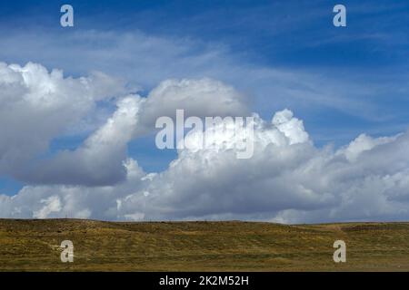 interesting cloud clusters in the sky, heavy rain clouds, interesting ...
