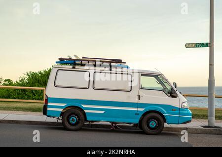 vintage car with surfboards at beach in Malibu Stock Photo - Alamy