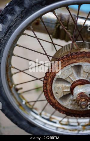 old motorcycle chain rust Stock Photo - Alamy