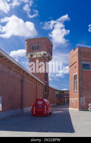 ENSCHEDE, NETHERLANDS - APRIL 30, 2022: modern architecture in Roombeek ...
