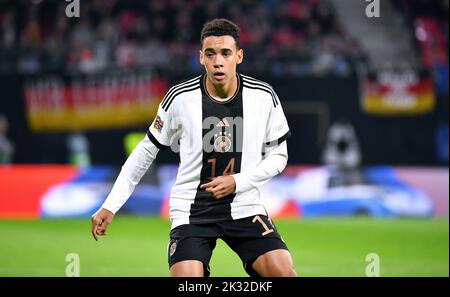 Red Bull Arena, Leipzig, Germany. 09th Feb, 2025. Xavi Simons of RB ...