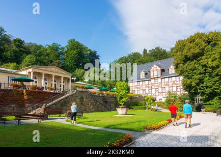 Thermalbad Wiesenbad: spa with Wandelhalle (foyer house), cafe and ...