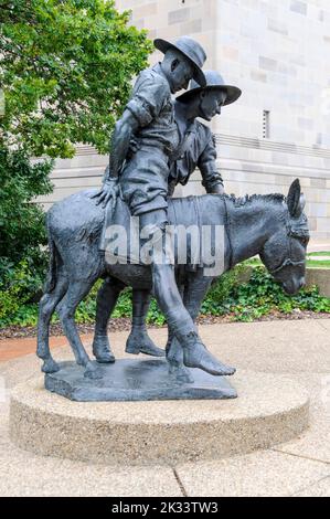 Statue of Simpson and his donkey at Australian War Memorial, Canberra ...