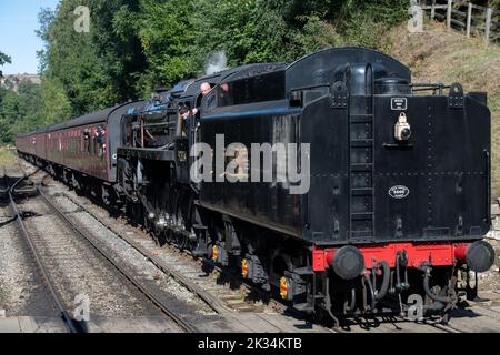 The Repton 926 steam train pulling into Goathland station on the North ...