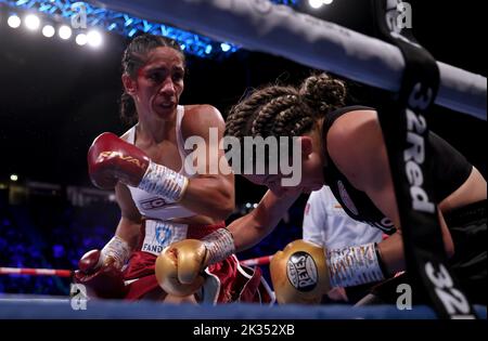 Sarah Mahfoud (right) in action against Amanda Serrano in their WBO ...