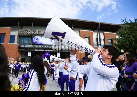 Seattle, WA, USA. 24th Sep, 2022. Stanford Cardinal quarterback Tanner ...