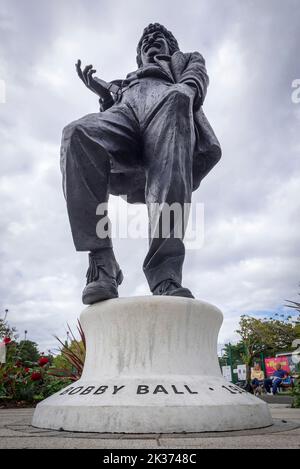 Statue of comedian Bobby ball at Lytham St Annes Lowther Park. Bpbby ...
