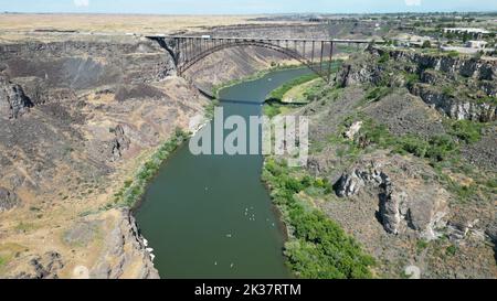 A drone shot of the Perrine bridge over the Snake river in the Pacific ...