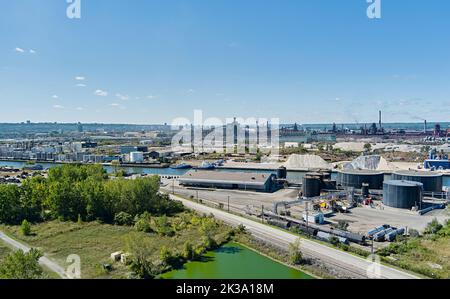 Hamilton Industrial Area steel mills Stock Photo - Alamy