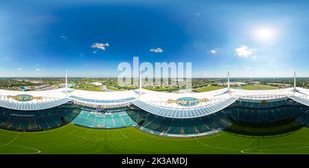 360° view of Miami, FL, USA - September 23, 2022: Aerial 360 vr ...