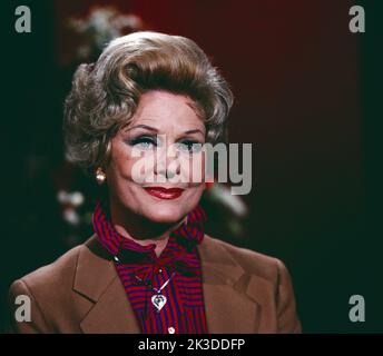 Marika Rökk, ungarische Sängerin, Tänzerin und Schauspielerin, Portrait ...