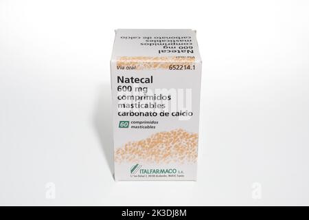 NATECAL 600 mg CHEWABLE TABLETS Stock Photo - Alamy