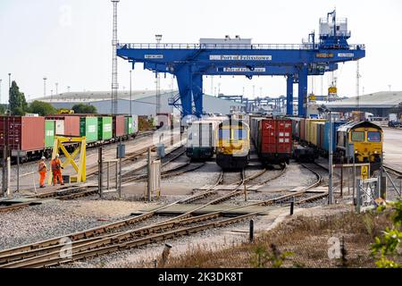 Rail freight marshalling yard port of Felixstowe Suffolk England Stock Photo - Alamy