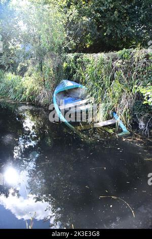 Boat is sinking on the River Barrow, Levitstown, Athy, County Kildare ...