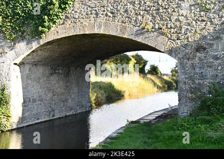 Bridge over River Barrow, Athy, County Kildare, Ireland Stock Photo - Alamy