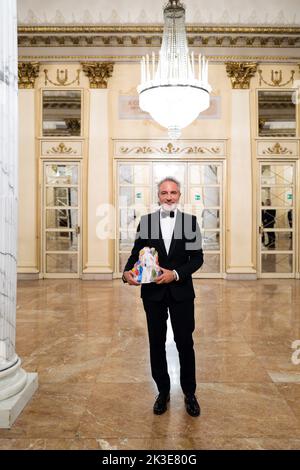 Bartolomeo Rongone Milan Fashion Week - Women S/S 2023 5Th Edition Cnmi ...