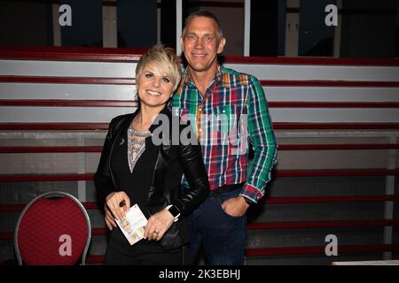 Linda Feller und Ehemann Andreas Schmid bei der Live – Tour ...