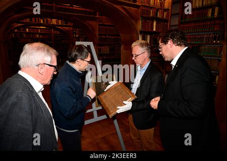 Im Bild:Gustav Graf von Westarp,Kai Wenzel,Jasper von Richthofen ...