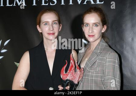 LOS ANGELES - SEP 21: Alexis Stier, Megan Stier, Austin Lewis, Jeff ...
