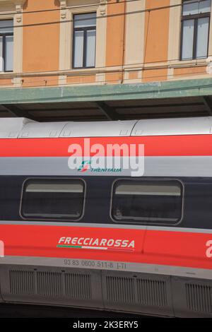 Train station in the city of Bari, Puglia,Italy Stock Photo - Alamy
