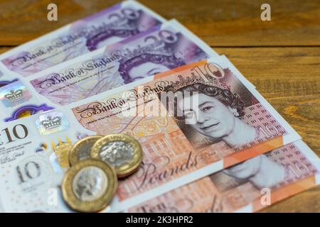 British Pound Sterling (GBP) in banknotes and coins, currency exchange ...