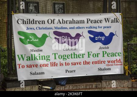 Members of various religious groups and religions come together by the ...
