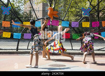 School age modern dancers with Cynthia King Dance School perform at a ...