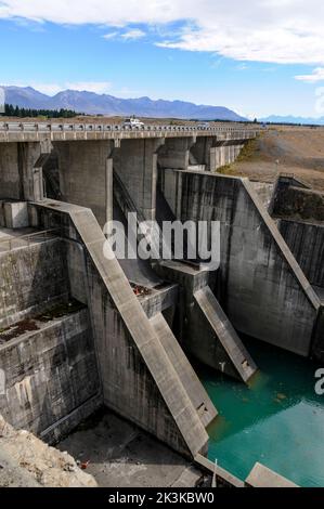 Upper Waitaki Hydro Development produces electricity from water flowing ...