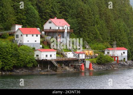 Boat Bluff Lighthouse near Klemtu, Sarah Island, in Tolmie Channel on ...