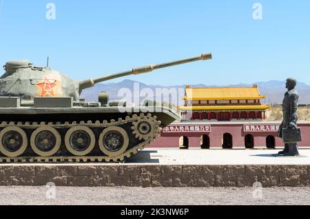 Liberty Sculpture Park outside Yermo, California, USA Stock Photo - Alamy