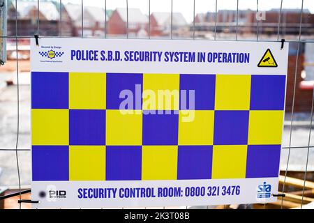 Perimeter Intruder Detection System on a UK building site Stock Photo ...