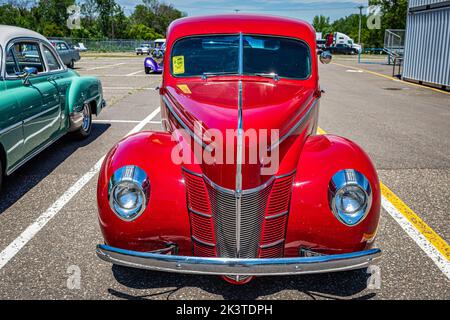 1940 Ford Deluxe v8 coupe in two tone cream and brown livery. American ...