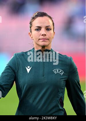 AMSTERDAM - Referee Marta Huerta de Aza during the UEFA Champions ...