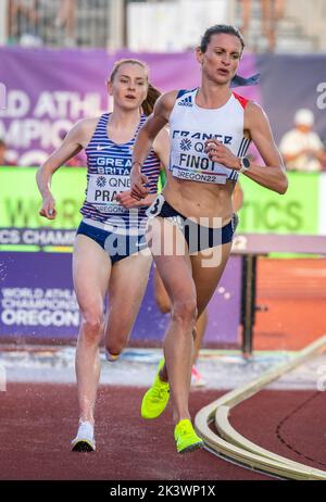 Alice Finot of France competing in the women’s 3000m steeplechase final ...