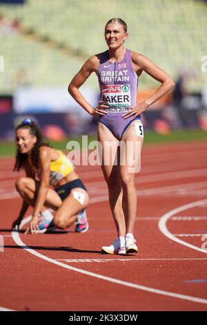 Ellie Baker participating in the 1500 meters of the European Athletics ...