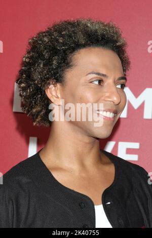 LOS ANGELES, CA. September 28, 2005: Actress CAMERON DIAZ at the Los ...