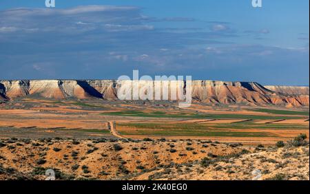 Ebro basin, steppe and table mountains, Spain, Katalonia, Belchite ...