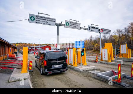 Kirkenes 20220929.The Norwegian-Russian border crossing between Russia ...